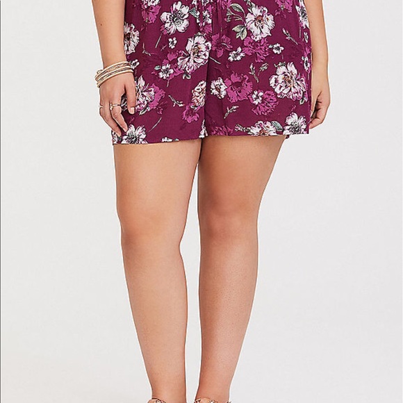 torrid | Shorts | Nwt Torrid Gauze Floral Pink Flowy Shorts | Poshmark